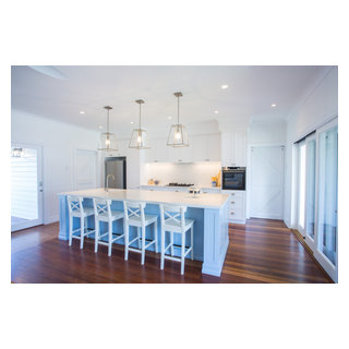 Hamptons on Hamilton - Hampton - Kitchen - Brisbane - by Makings of ...