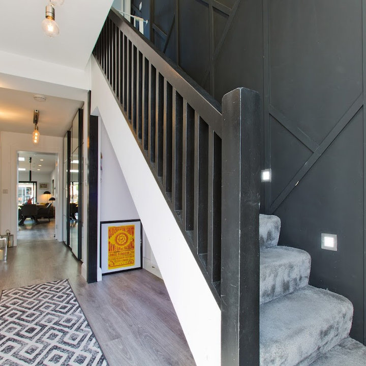 75 Beautiful Small Hallway Ideas and Designs - February 2023 | Houzz UK