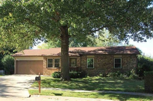 Exterior update on 80's ranch