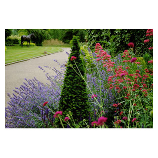 Fingest Manor - Country - Garden - Oxfordshire - by Babylon Design ...