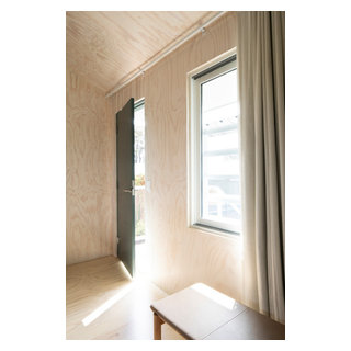 Self contained Studio/Garage/Laundry - Contemporary - Home Office ...