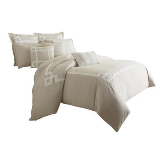 Michael Amini Avenue A 10-piece Fabric King Comforter Set in Natural ...