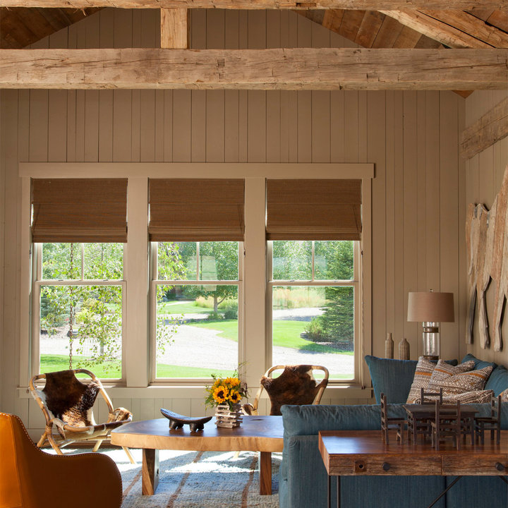 75 Rustic Shiplap Wall Living Room Ideas You'll Love - August, 2023 | Houzz