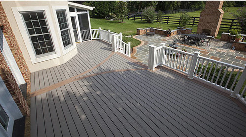 Before and After: Crisp and Clean Deck Makeover featuring Trex