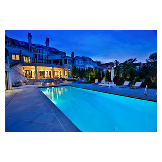 Wilmette, IL Rectilinear Swimming Pool with Separate Hot Tub ...