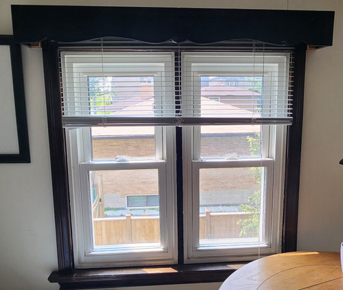 Can I paint my indoor window frames white? How? Pros? cons?