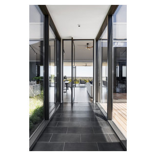 Humble House - Contemporary - Hall - Melbourne - by R ARCHITECTURE ...