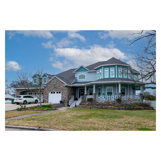 Waterfront Re-Paint featuring Sherwin Williams Emerald Rain Refresh ...