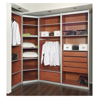 Walk-in closets - Tel Aviv - by Harel Cabinets | Houzz