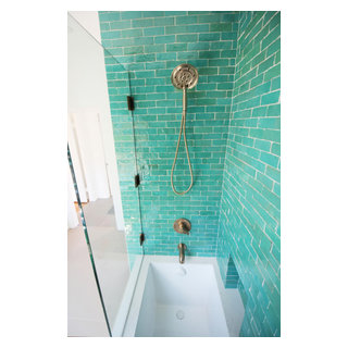 Spanish Remodel - Bathroom - Los Angeles - by AOS works : architecture ...