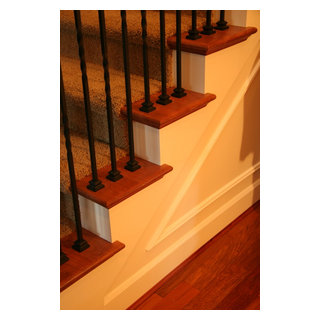 details - Staircase - Seattle - by DME Construction | Houzz