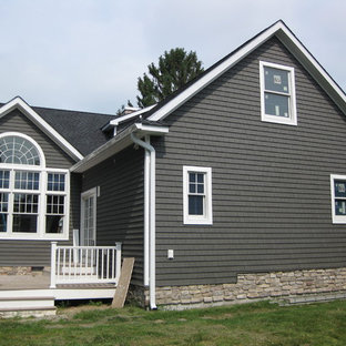 Windswept Smoke Vinyl Siding | Houzz