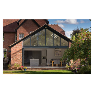 Bi-fold and gable combine to take a wall of glass to the next level ...