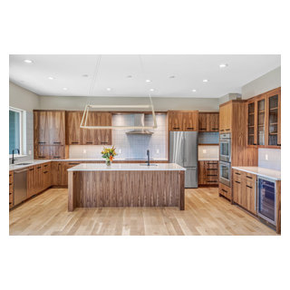 Gourmet Sanctuary - Kitchen - Denver - by Built by Krueger | Houzz