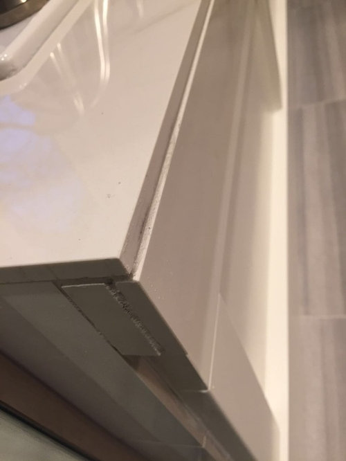 Bathroom tiles, shall we insist on mitered edge | Houzz AU