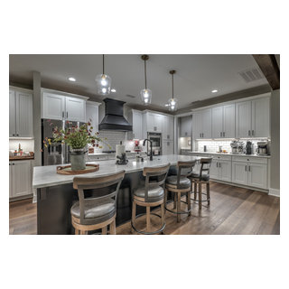 Stables Loop Craftsman - Craftsman - Kitchen - Atlanta - by Timberlake ...