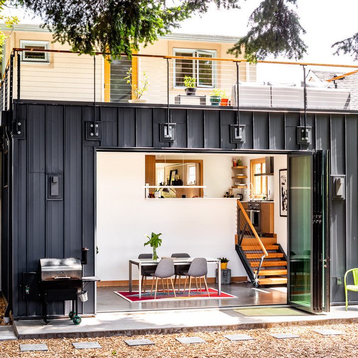 75 Industrial Exterior Home Ideas You'll Love - May, 2026 | Houzz