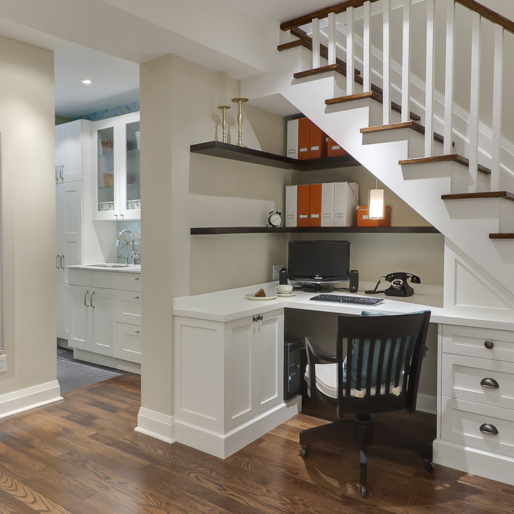 Corner Stair - Photos & Ideas | Houzz