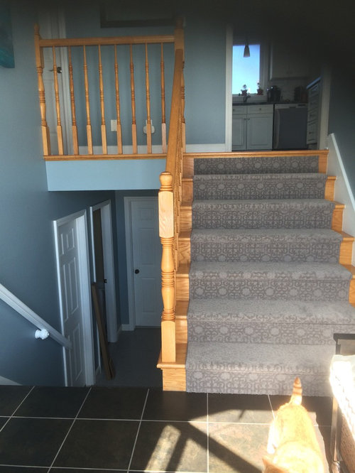 White or metal balusters?