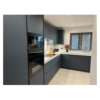 Fjord Blue kitchen with Corian Arrowroot worktops - Contemporary ...