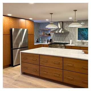 CliqStudios - Transitional - Kitchen - Atlanta - by CliqStudios ...