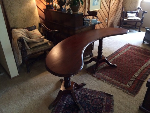 Kidney table? Can you identify this piece?