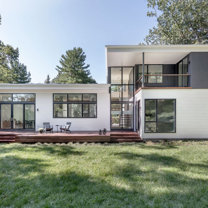 75 Most Popular 75 Beautiful Exterior with a White Roof Ideas & Designs ...
