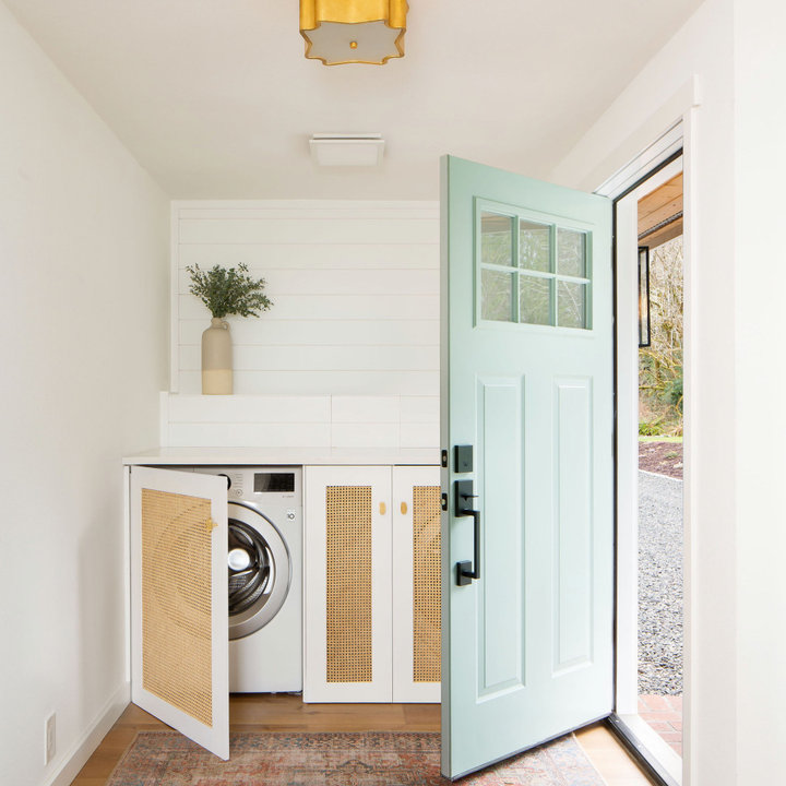 75 Beautiful Beach Style Laundry Room Ideas & Designs - August 2025 ...
