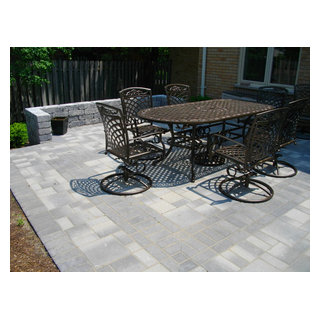 Interlocking Brick Patio - Patio - Toronto - von Advance Landscaping Co ...