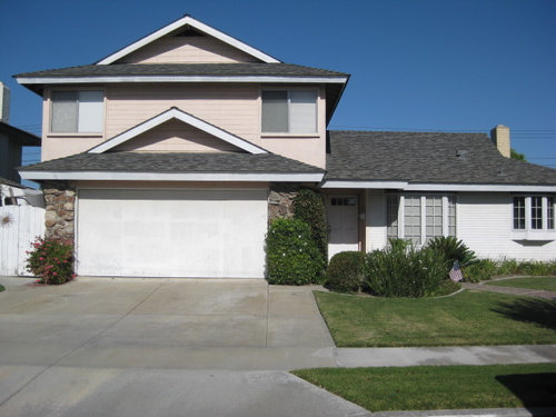 Updating the exterior of a California Track House
