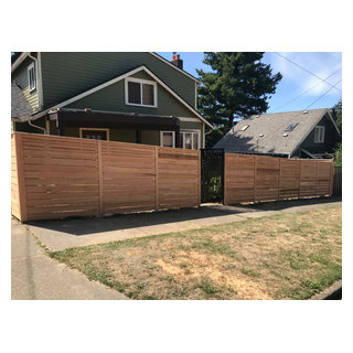 Modified Modern Cedar Fence - Seattle - par HelmCo Fence | Houzz