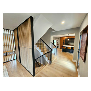 115_Stunning Continuous Rail System on 3 Story Floating Stairs ...