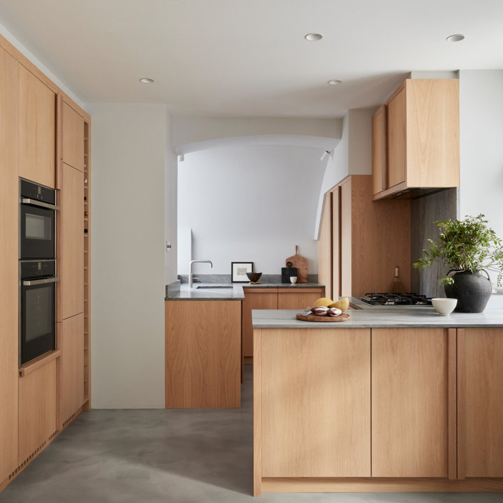 75 Beautiful Medium Sized Kitchen Ideas and Designs - October 2025 ...