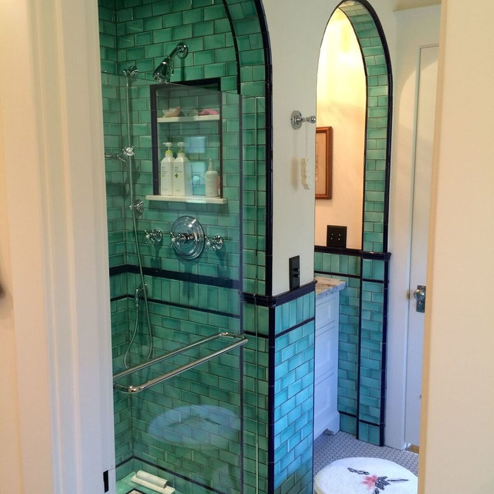 75 Beautiful Arts and Crafts Bathroom Ideas & Designs - December 2025 ...