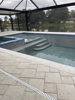 pool cage in white or bronze????? | Houzz Forum