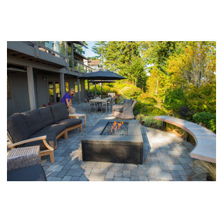 Outdoor Living Space with Blue Stone Fire Pit - Contemporary - Patio ...