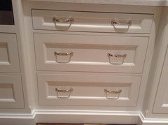 Drawers with double handles? Placement?
