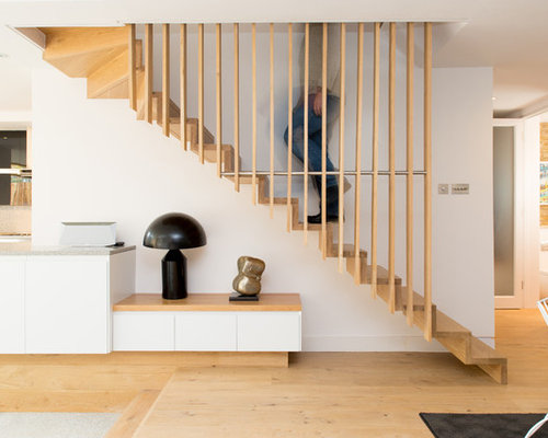 Best Scandinavian Staircase Design Ideas & Remodel Pictures | Houzz