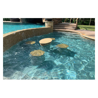 The Glasscock Family Oasis -$200,000+ - Pool - by Platinum Pools | Houzz AU