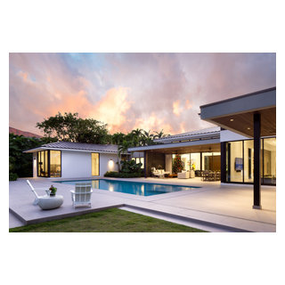 Ponce Davis - Contemporary - Exterior - Miami - by Preschel + Bassan ...