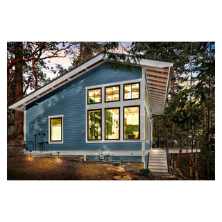 Deception Pass Cabin - Beach Style - Exterior - Seattle - by Greg ...