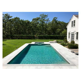 French Grey Pebble Sheen w/ Rodio Tile and Grey Granite Patio - Beach ...