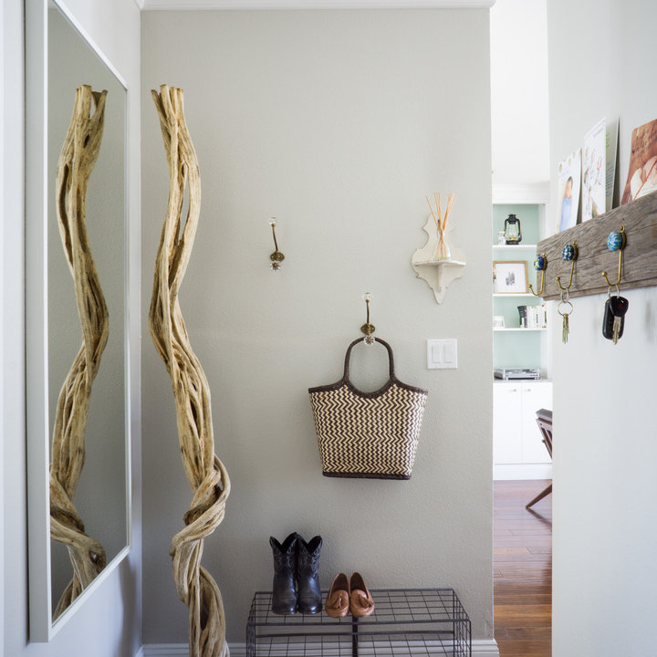Condo Entryway - Photos & Ideas | Houzz