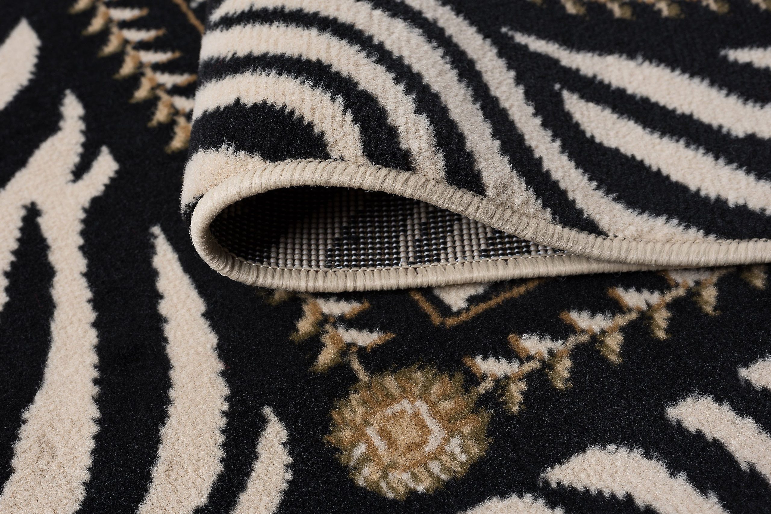 Macie Transitional Animal Area Rug, 7'10'' Round - Contemporary - Area ...