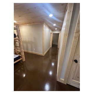 Rustic Cabin Basement Addition in Townsend - Rustic - Basement - Other ...