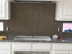 Backsplash and countertop mismatch