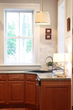 How should stone backsplash flow around the window area? | Houzz Forum