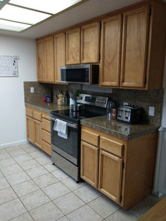 Cloe white tile - stacked horizontal vs alternating