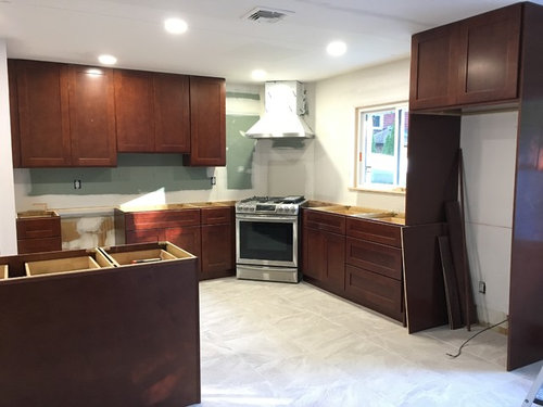 Stacked straight subway tiles