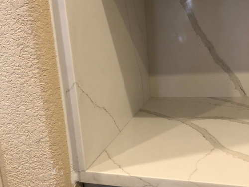 Quartz Backsplash and Countertops seams | Houzz Forum